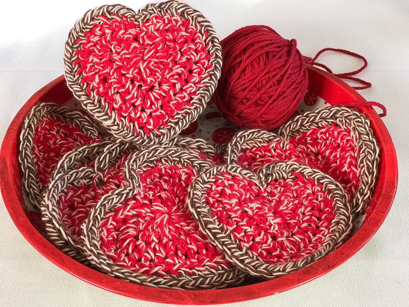 Beginner Crochet Heart Scarf Pattern | Heart on a Sleeve | free Crochet ...