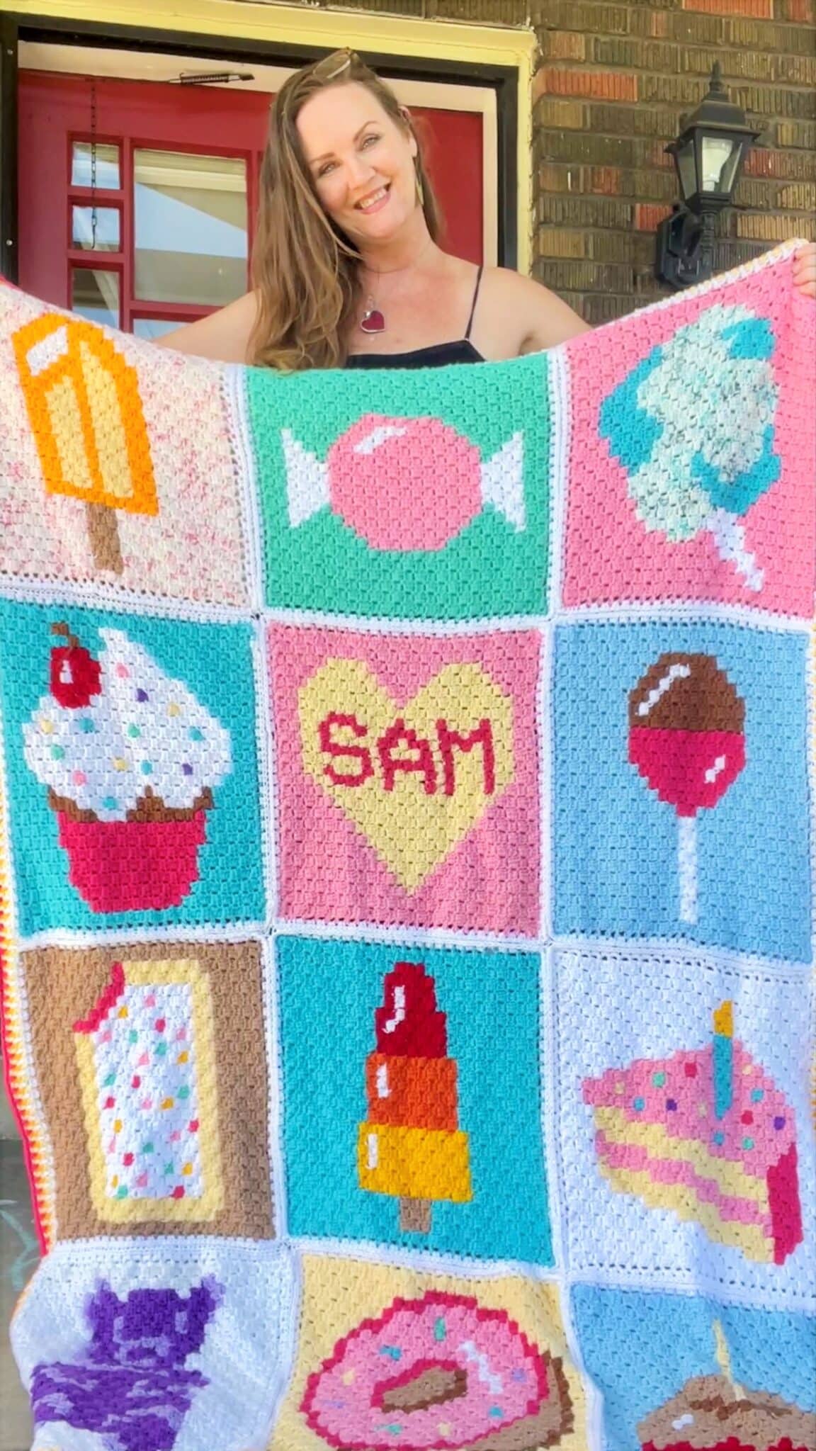 A Crochet Story of Kindness and Giving | Crocheter Helps A Widower ...