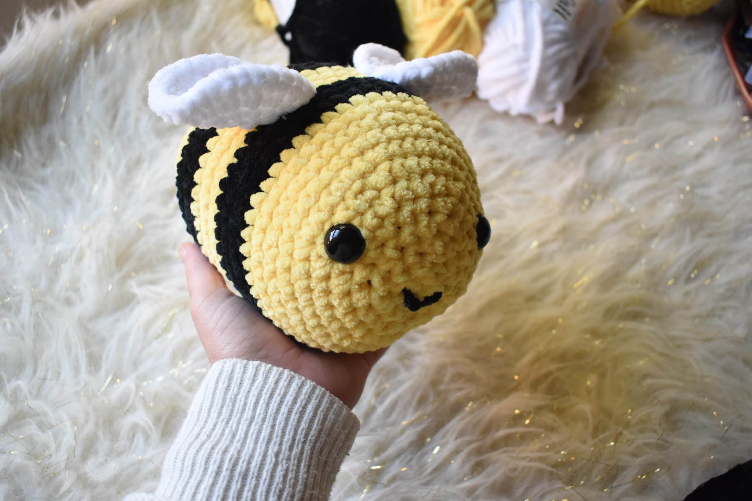 How to Crochet A Bee (Free Crochet Bee Pattern) - Stardust Gold Crochet