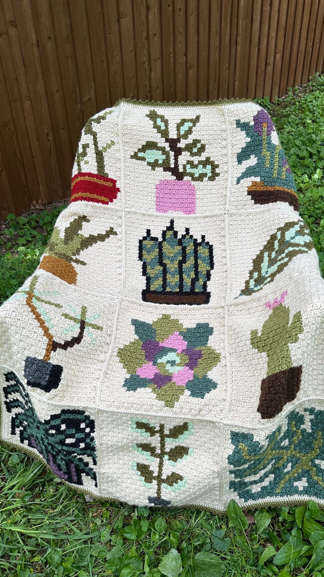 How to Crochet a Peace Lily Using C2C (Free Crochet Pattern) - Stardust ...