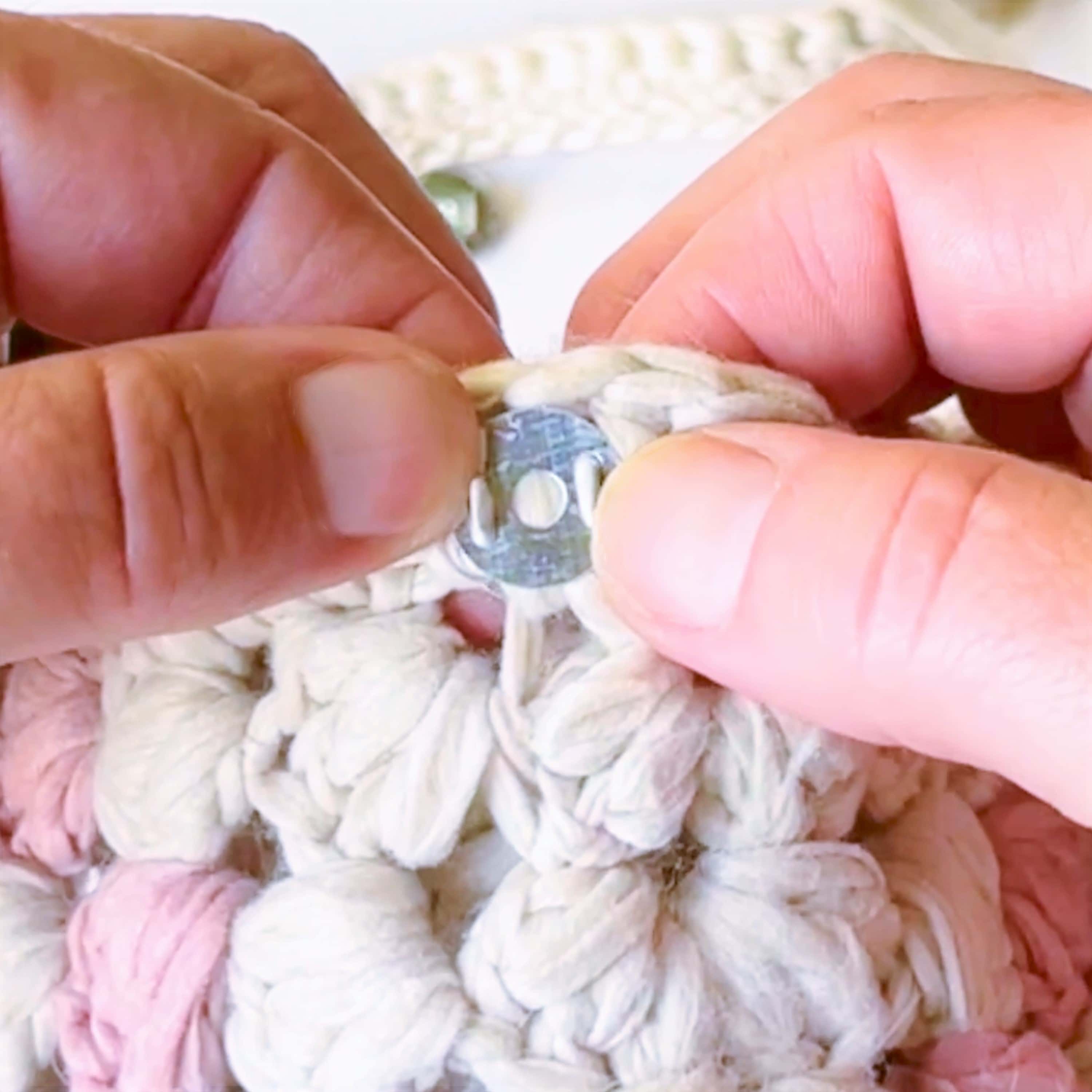 How To Crochet a Crossbody Bag Pattern (Step-By-Step) - Stardust Gold ...