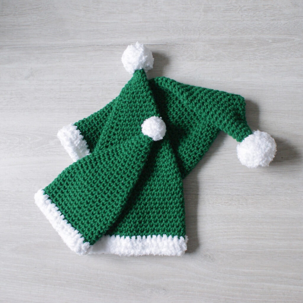 25 Free Elf Hat Crochet Patterns The Entire Family Will LOVE - Stardust ...