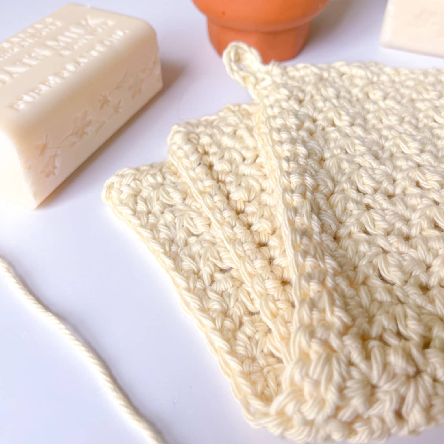 Crochet Washcloth Pattern (Free!) Soft and Simple - Stardust Gold Crochet
