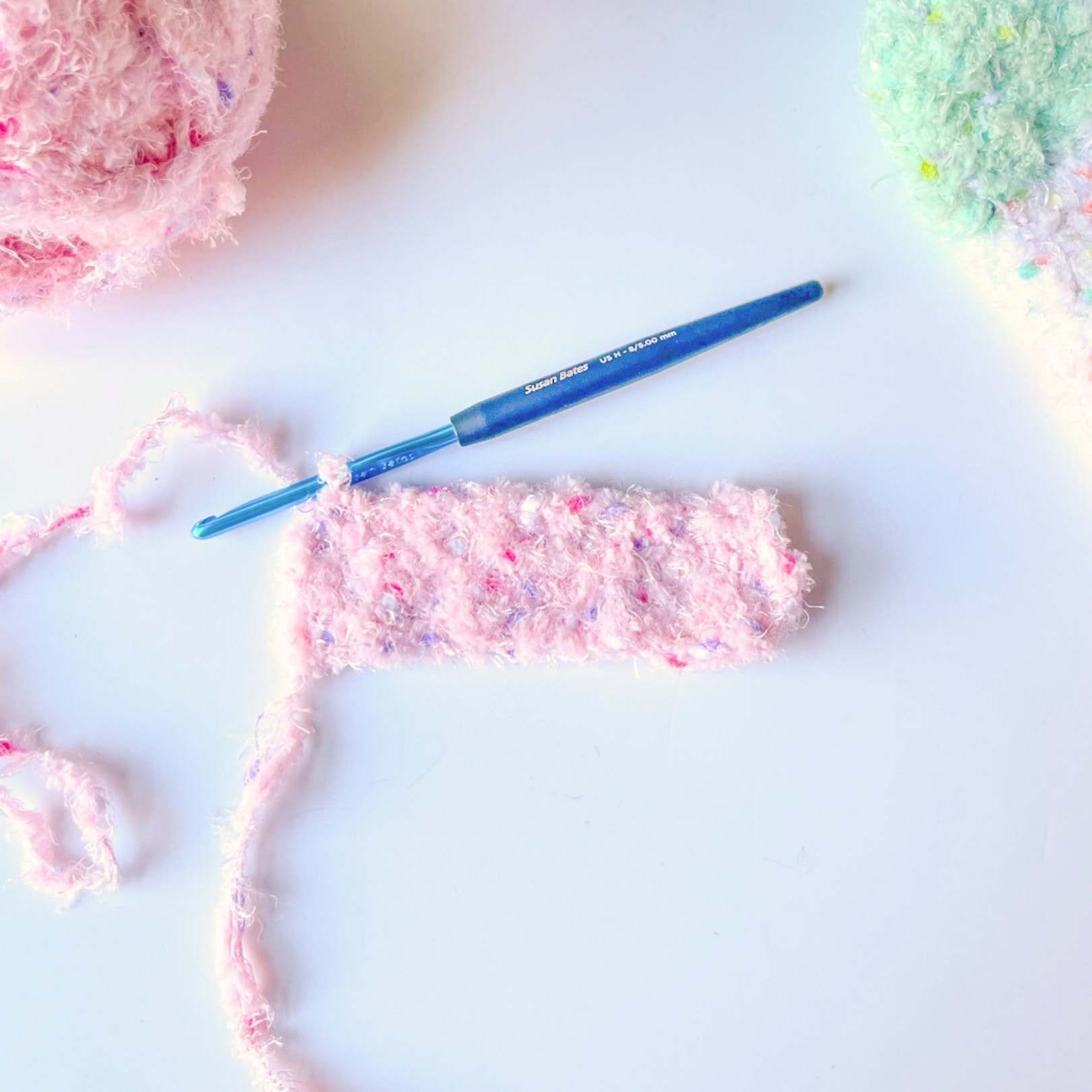 How to Crochet Socks the Easy Way (Step by Step) - Stardust Gold Crochet