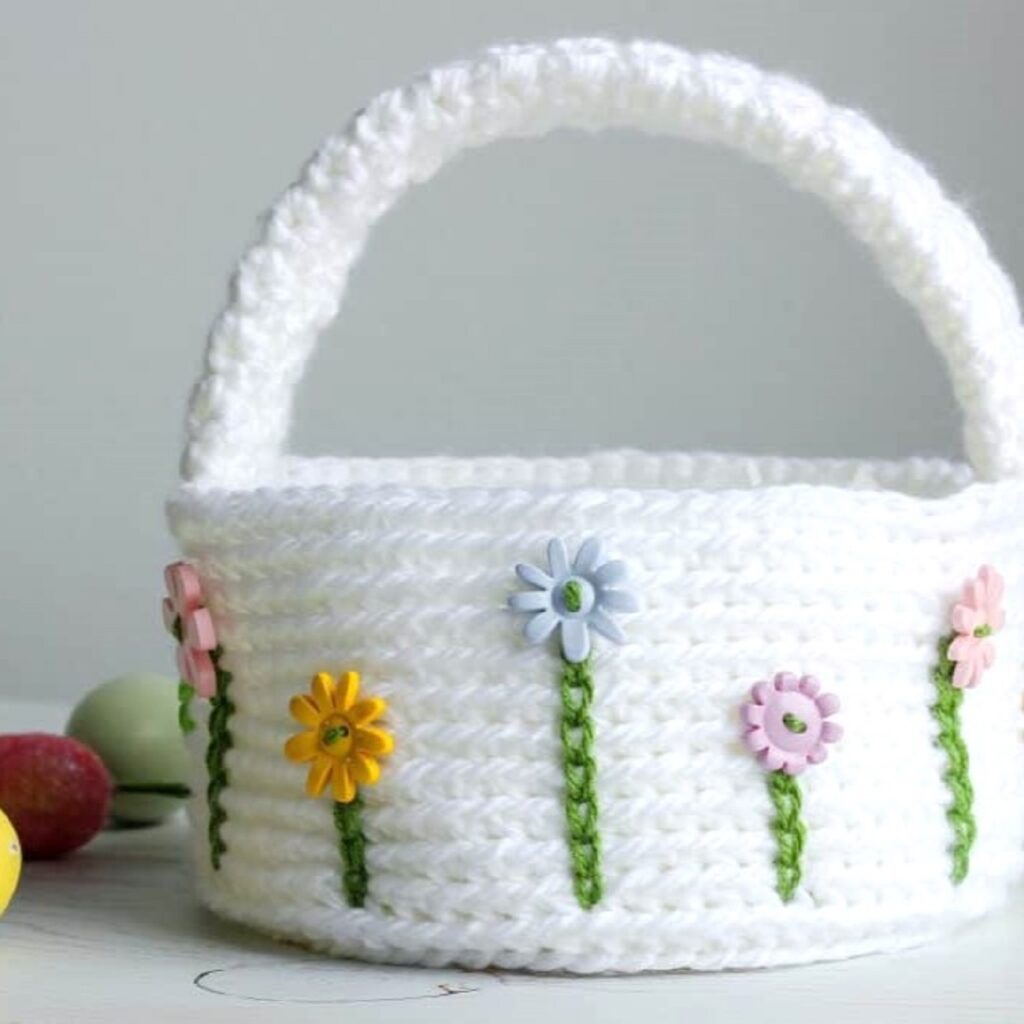 15+ Cute Free Easter Crochet Patterns: Bunnies, Chicks, Eggs & More ...