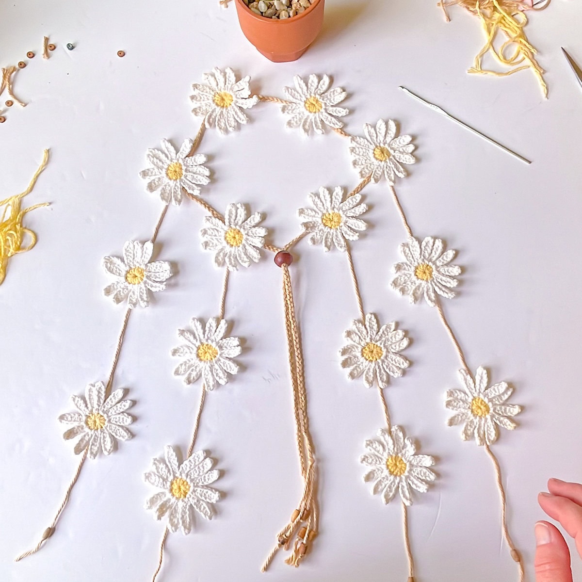 How to Crochet a Daisy Headband: Free Pattern & Groovy - Stardust Gold Crochet