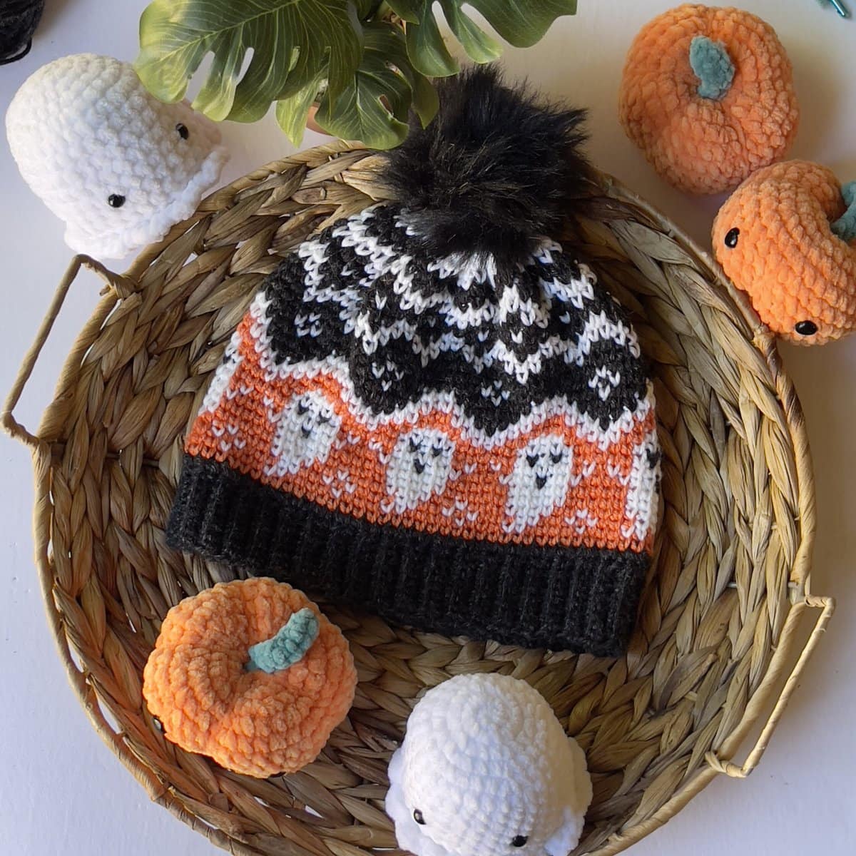 Spooky Ghost Boo Crew Crochet Beanie - Stardust Gold Crochet