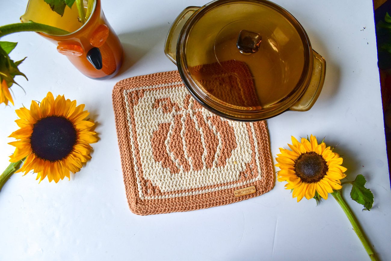 Pumpkin Mosaic Crochet Hot Pad - Stardust Gold Crochet