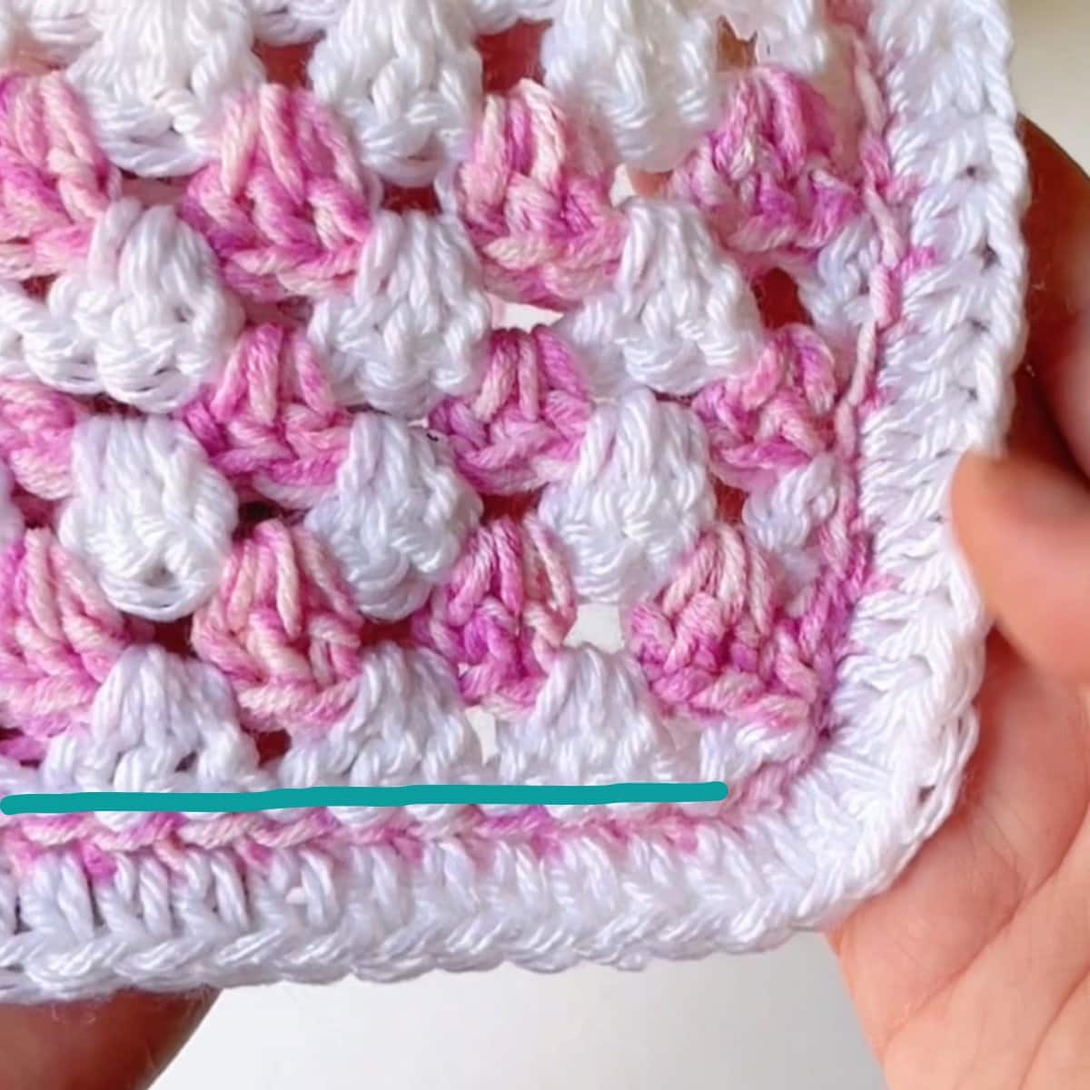 Easy Envelope Border Tutorial for Mosaic Crochet - Stardust Gold Crochet